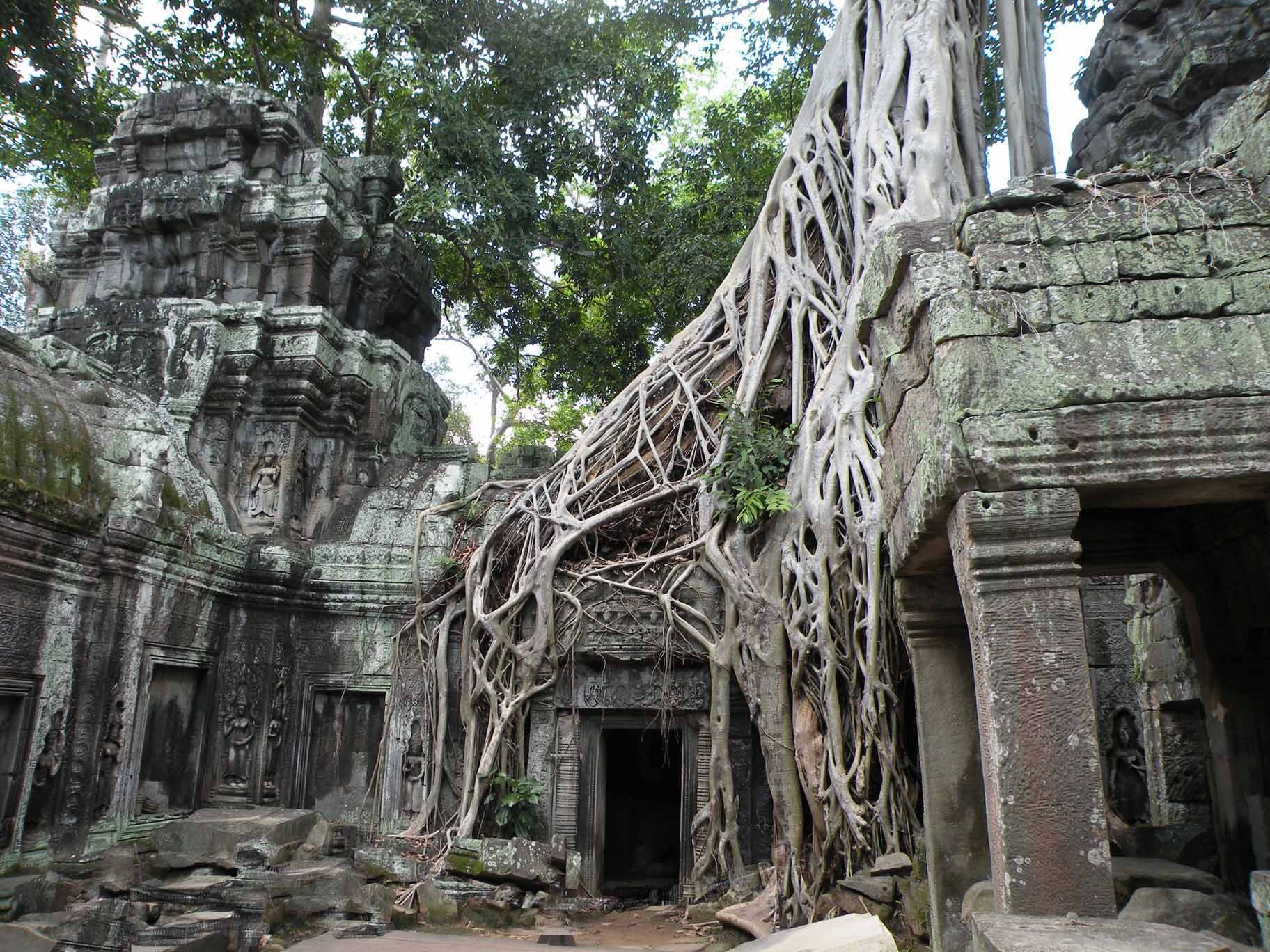 Kambodzsa Angkor Siem Reap Phnom Penh - Vietnami utazás ...